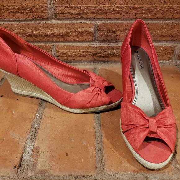 Naturalizer | Shoes | Naturalizer Red Satin Bow Cinch Peep Toe Cork ...